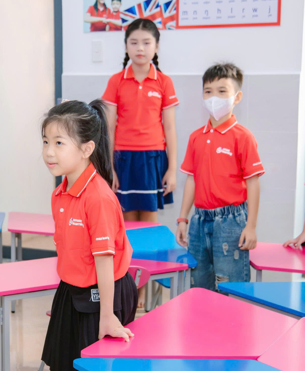 GIỚI THIỆU TRUNG TÂM NGOẠI NGỮ EMAX LEARNING AMBER DƯƠNG